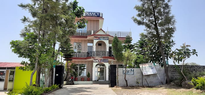 Nancy Guest House & Restaurant - Morni