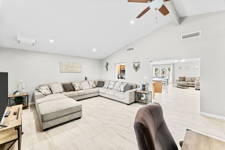 Spacious & Private Sierra Vista Retreat With Pool! - Sierra Vista, AZ