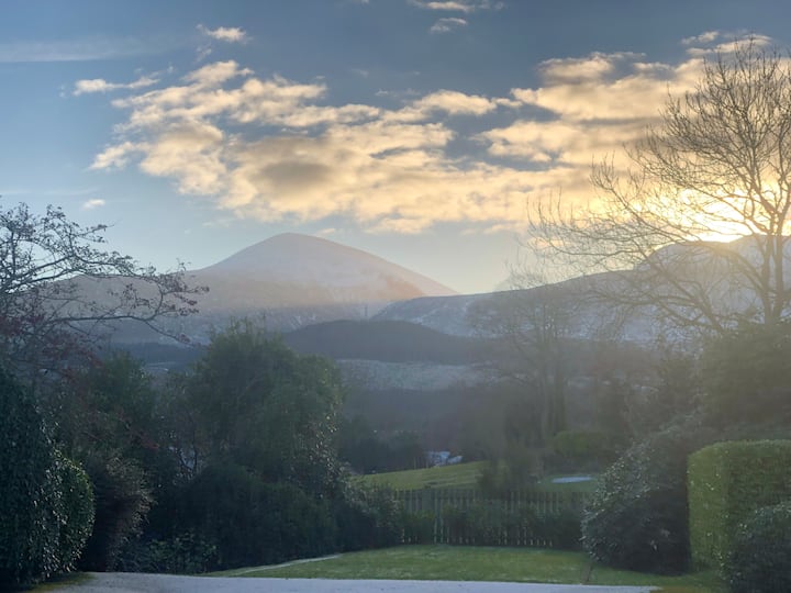 Cosy Tollymore Courtyard - County Down
