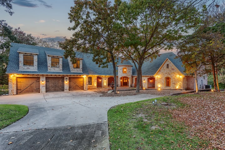 French Country Retreat - McKinney, TX