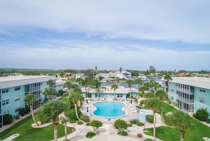 Close To Beach And Intercoastal 1st Floor - New Smyrna Beach, FL