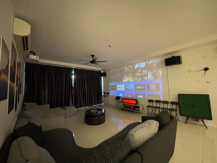 5 Mins Legoland｜projector 160”｜ktv ｜2n1 Pool Table - Iskandar Puteri