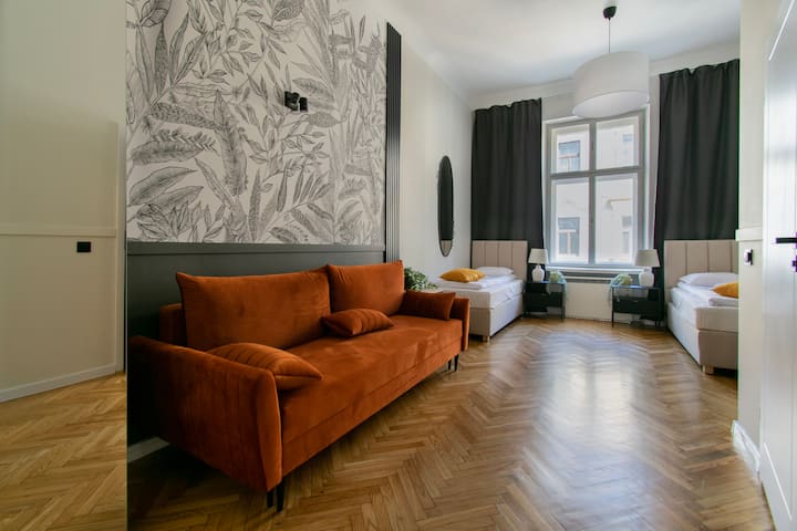 Dazzling 2-bedroom Apartment In Center Center - Krakau