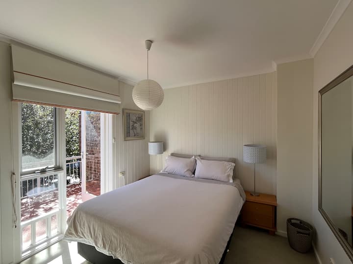 Private Room With Large Balcony - 