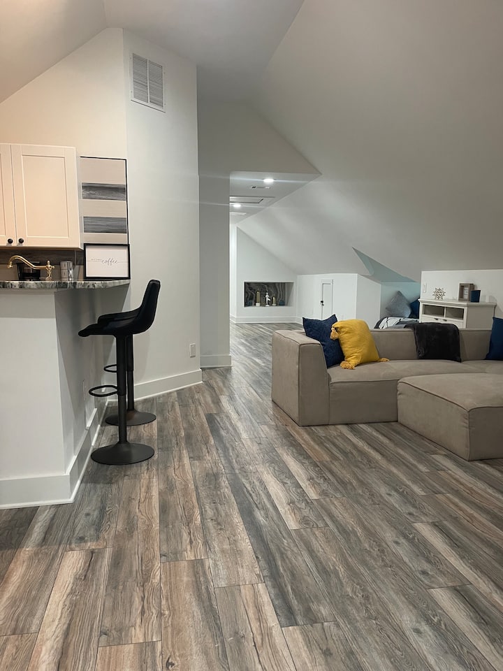 2 Bedroom, 2 Bath, Wi-fi, Living, Ac,  Beltline - Atlanta, GA