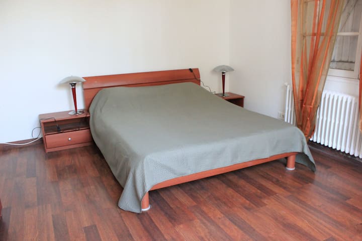 T2 56 M2 Avec Parking Et Piscine - Aix-en-Provence