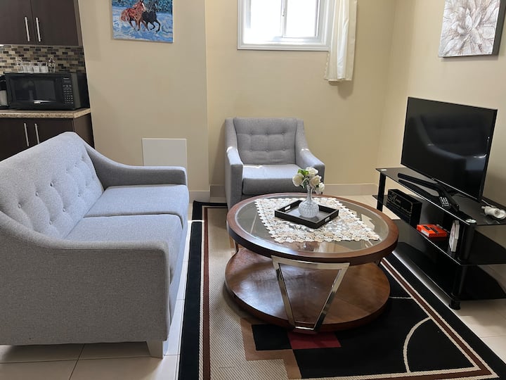 Stay At The Heart Of Mississauga - Toronto