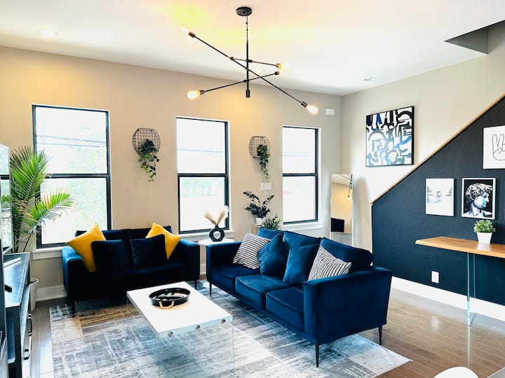 Best Location! Downtown Sa Home! - San Antonio, TX