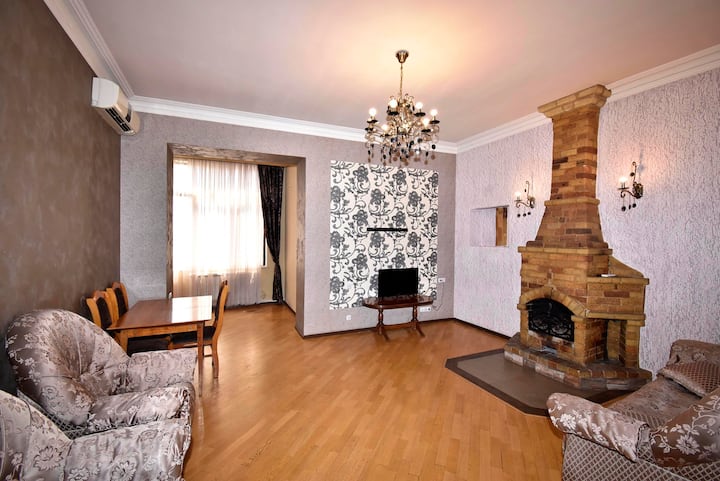 Apartment In Center Of Yerevan - Ereván