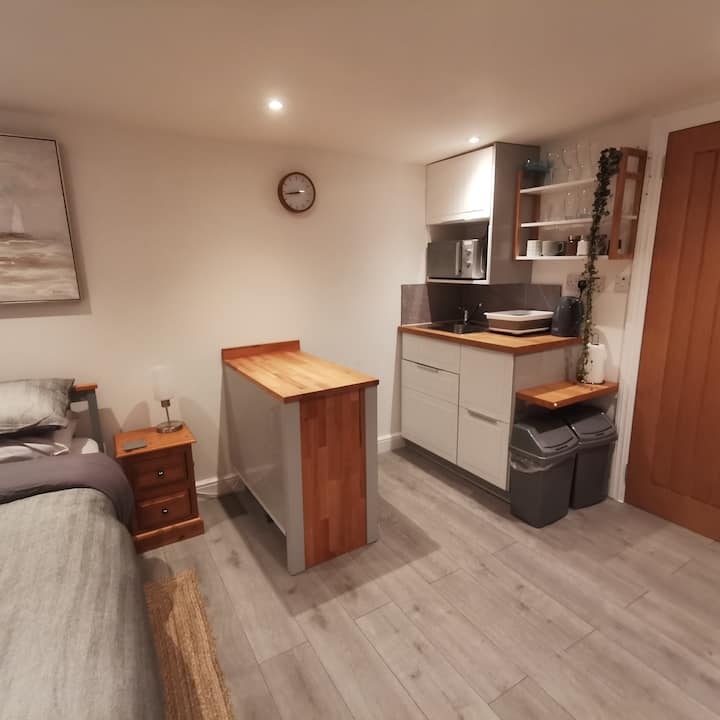 Luxury Cabin With Hot-tub & Cold Plunge! - Tewkesbury