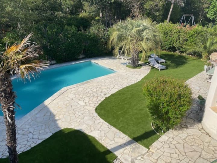 Villa Entière 2 Chambres, 150 M2 Piscine Privative - Saint-Raphaël