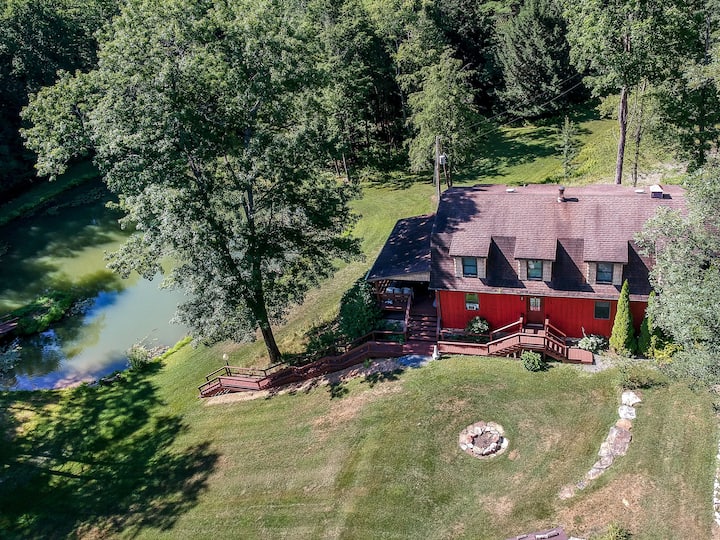 The Lodge @  Bear's Den - Moshannon State Forest, Penfield