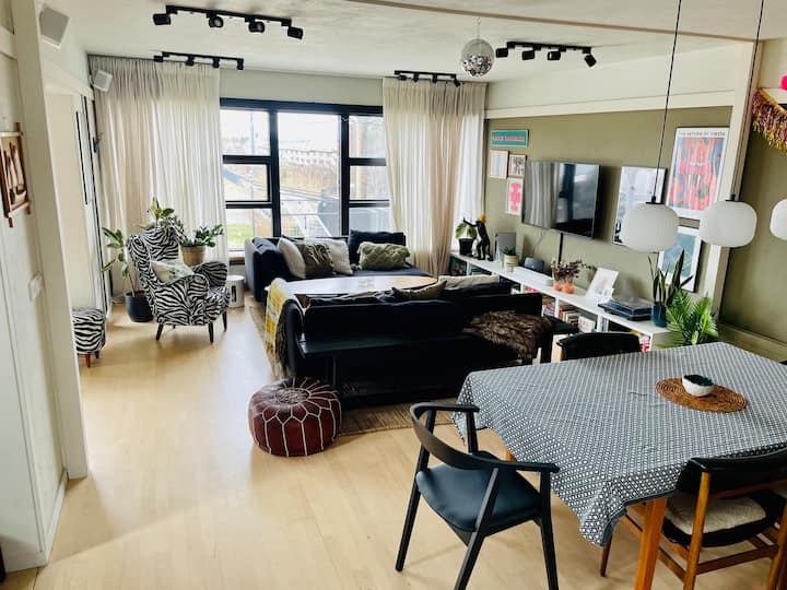 Family Home In Reykjavik Suburbs - Groenlândia