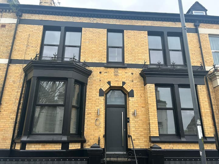 128 Anfield Road - Liverpool