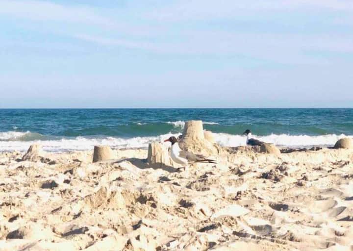 Beach House One Block From Ocean - Atlantic City, NJ