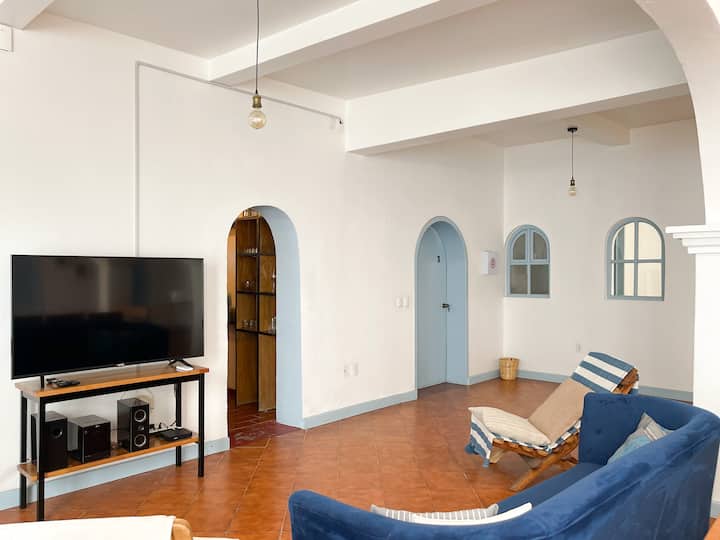Spacious Home With Double Parking - Oaxaca