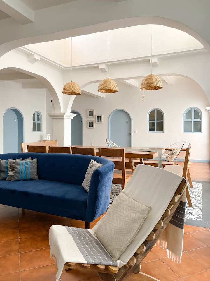 Spacious Home With Double Parking - Oaxaca