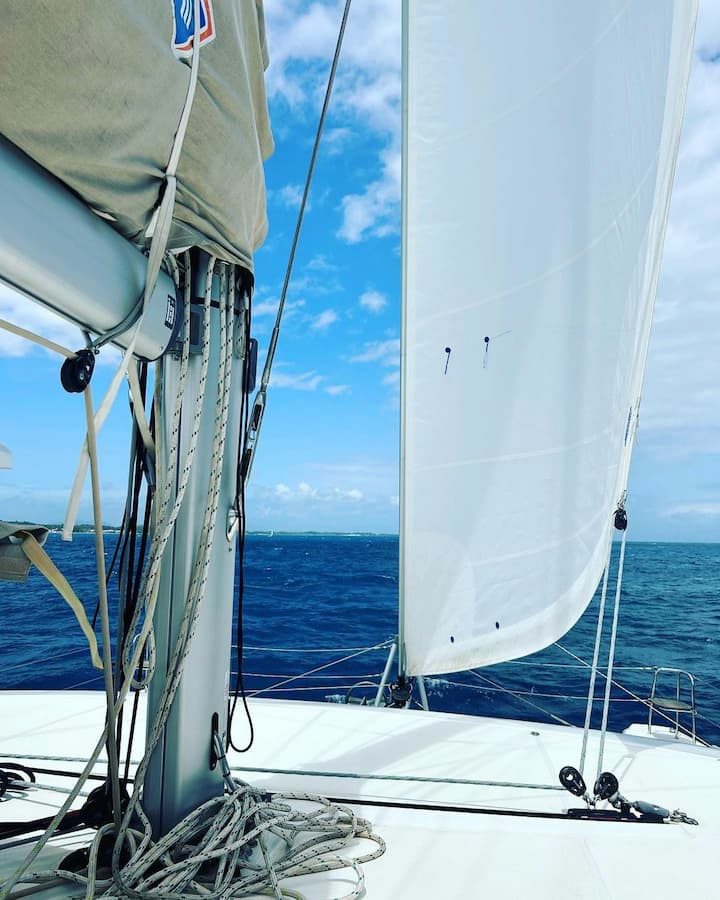 Sleep & Sail, There's Nothing Better - Bermuda
