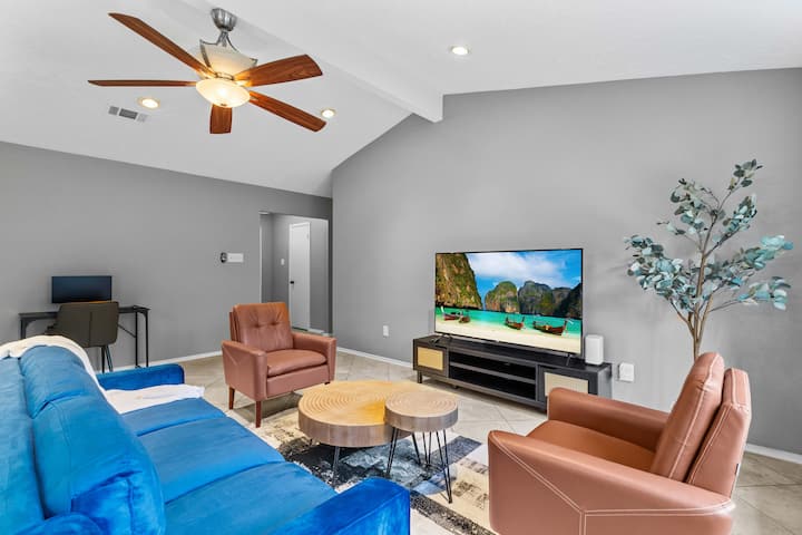 Comfy King Bd|30+ Days & Corp Rental|a+ Rated Area - Willowbrook - Houston