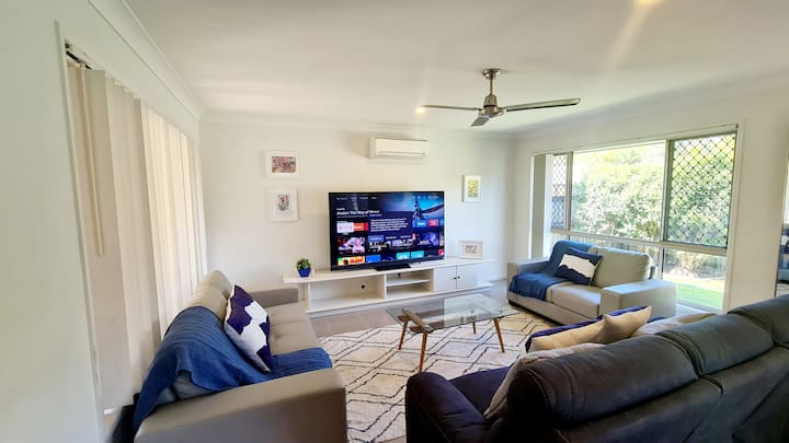 Tanzanite, Long Term Furnished - MacLeay Island