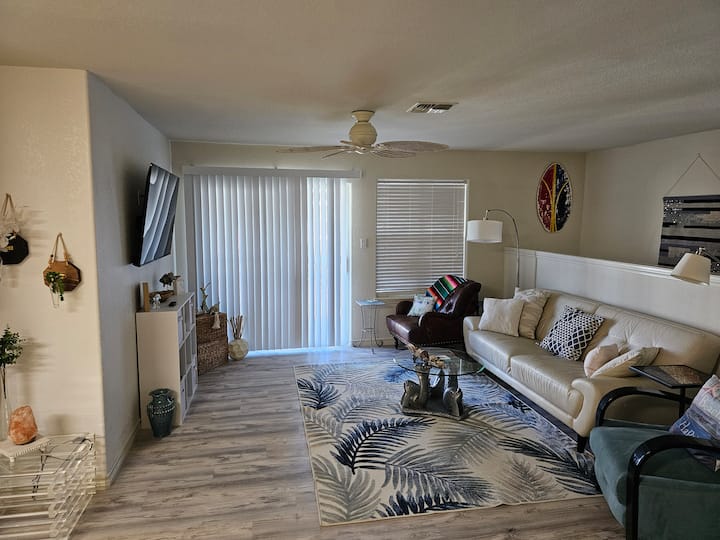 Only 1 Block 2 White Sandy Beach - North Padre Island, TX