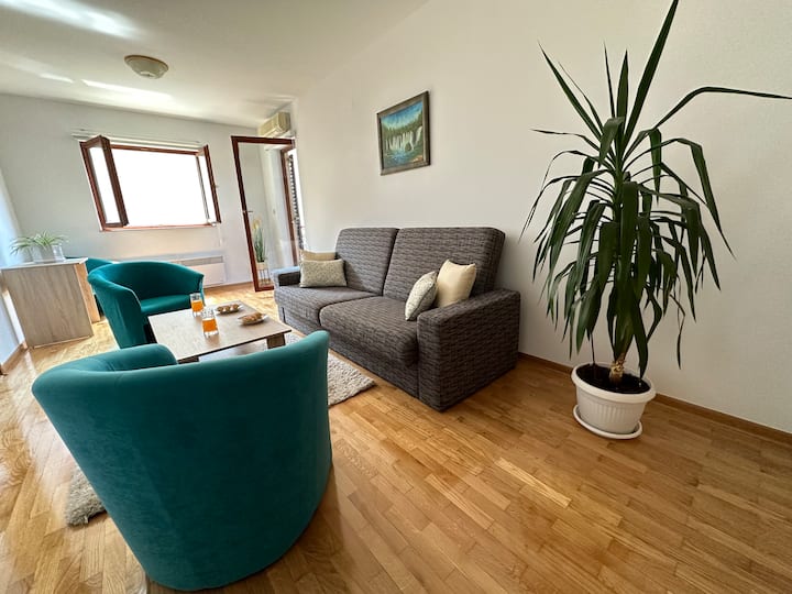 Comfort Family Apartment - Makarska