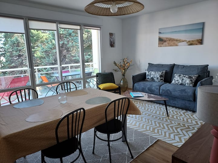 Location  Appartement 80 M², - Carnac