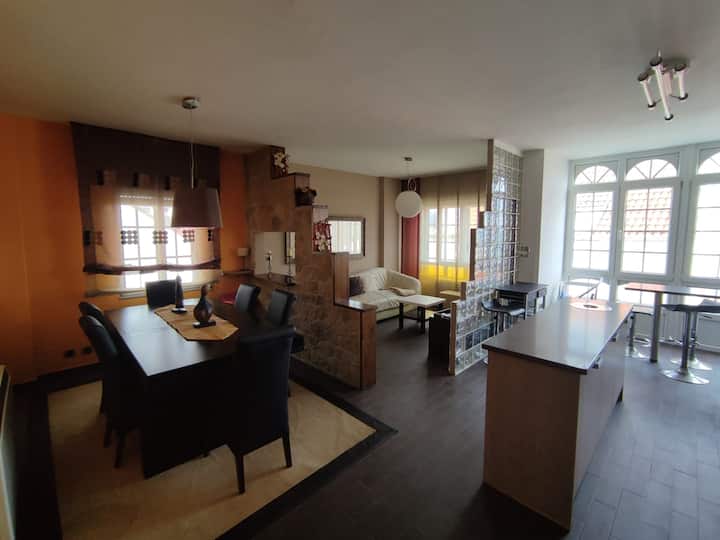 Piso De Tres Habitaciones - Ribeira
