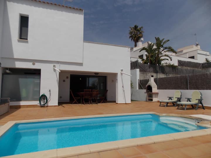 Villa Rosa Con Piscina Privada - Coma-ruga