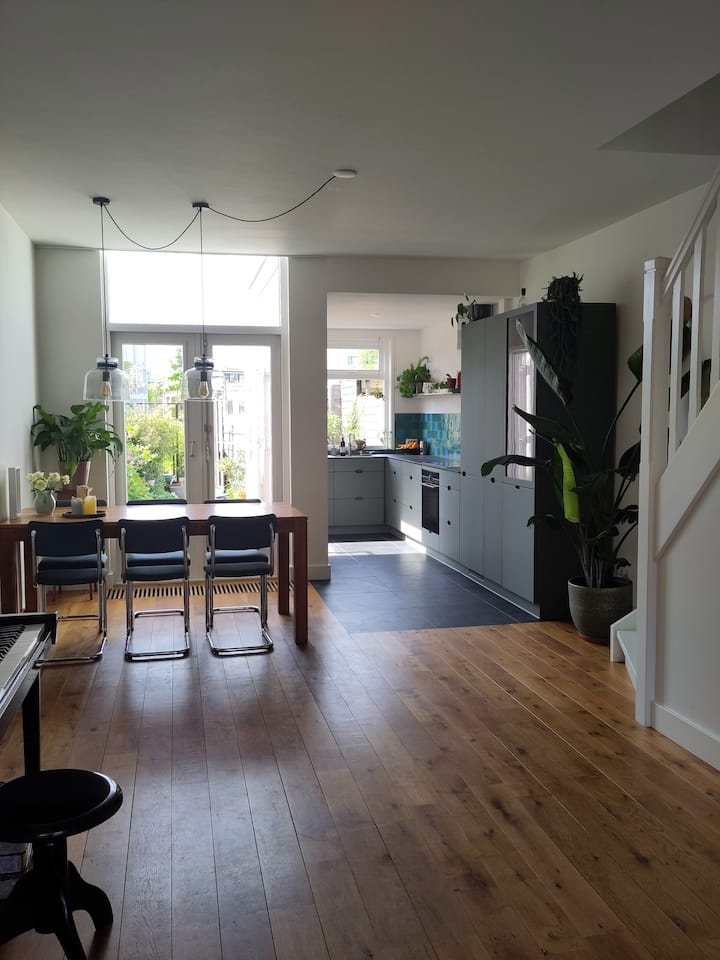 Spacious House Next To Singelpark - Leiden