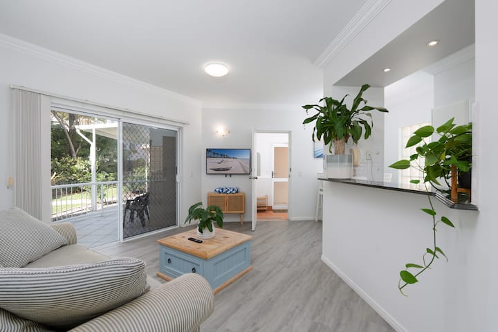 The Little Royale - Central 2b In Broadbeach - Broadbeach