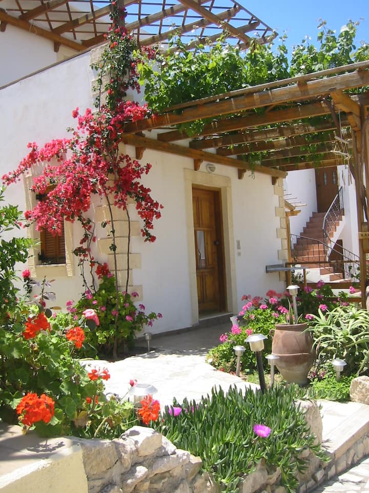 Villa Kai. Ideal For Families. - Pitsidia