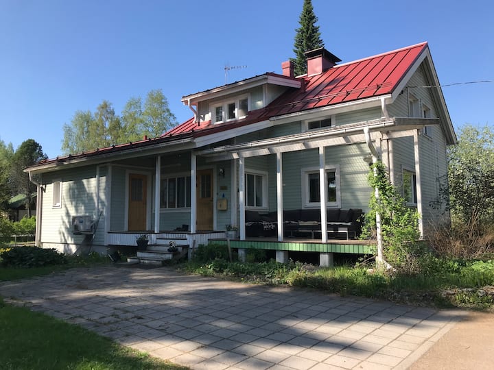 Ok-talo 3 Km Päässä Keskustasta, 4 Makuuhuonetta - Lahti