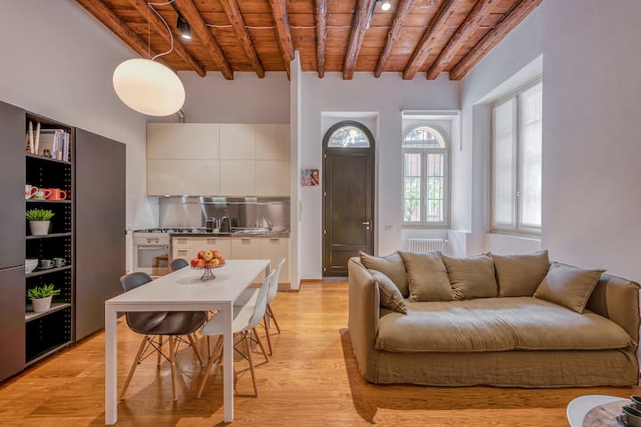 Comfort E Style In Central Como – Private Parking - Cernobbio