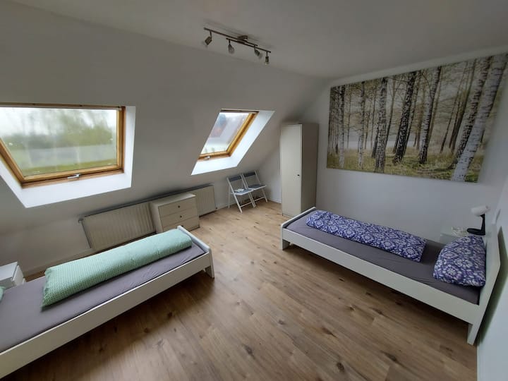 Rackwitz-schöne Mansarden-wohnung (Bmw+messe Nah) - Leipzig