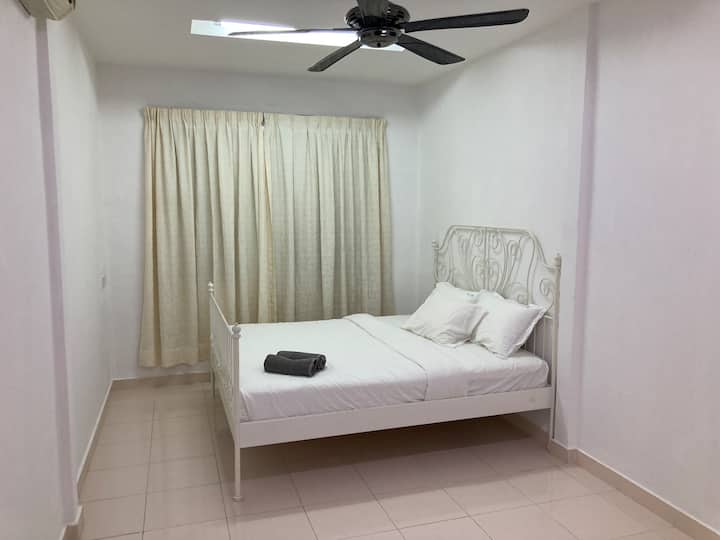 Anson Impiana 4br Homestay - Teluk Intan