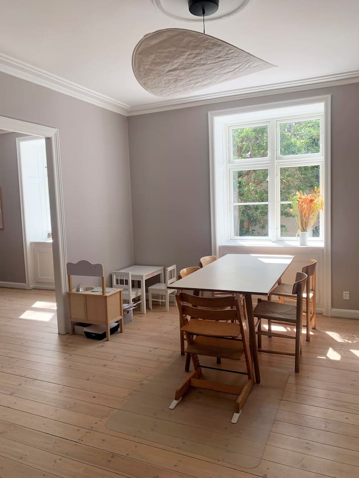 Stille Og Rummelig Lejlighed - Copenhagen