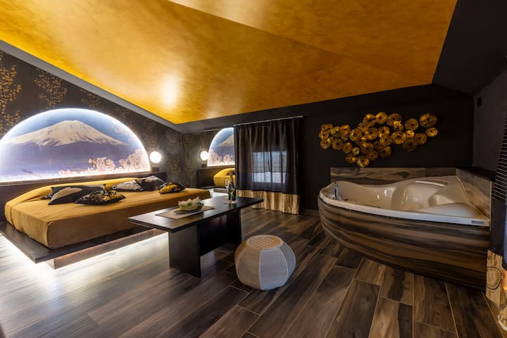 Deluxe Suite Giappone - Jacuzzi, Wi-fi - Montecatini Terme