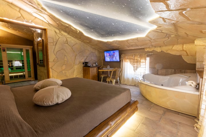 Superior Suite Caverna - Jacuzzi, Sauna - Montecatini Terme