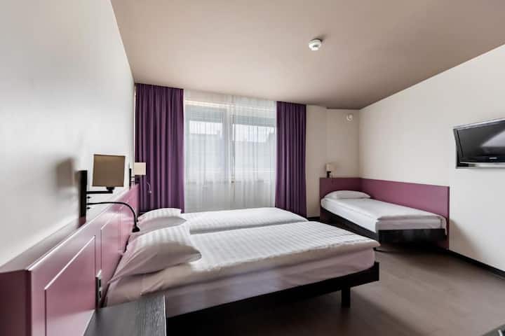Chambre Triple Hotel Les Nations 3* - Genève