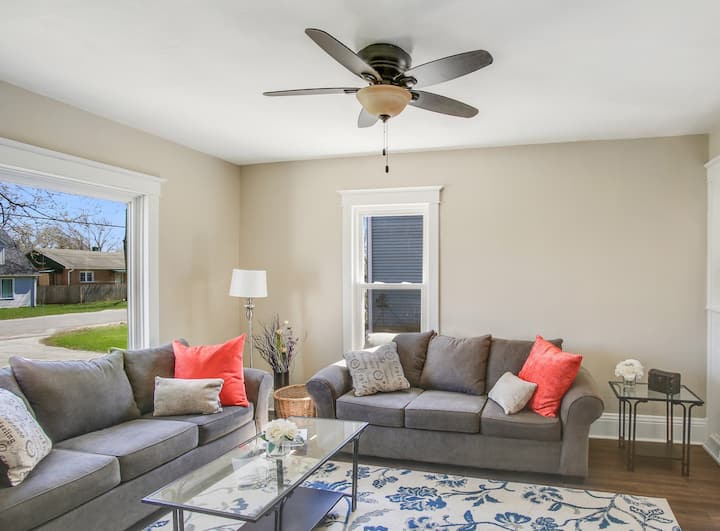 1 Bedroom Naval Family Oasis - Lake Forest, IL