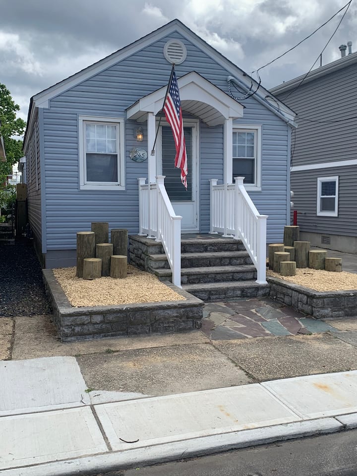Cozy 2 Br, Super Clean W/ 5 Beach Badges Included - Seaside Heights, NJ