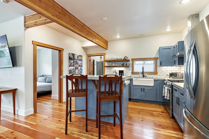 Mountain Ave House - Ashland, OR