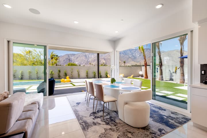 Posh Private Panoramic View Compound W/pool & Spa - Palm Springs, CA
