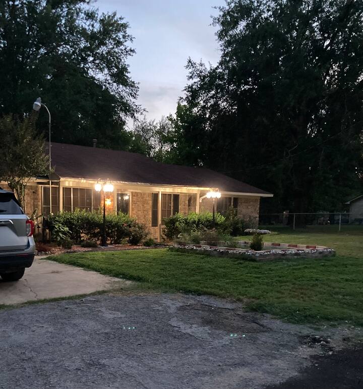 Comfortable Home In Tyler - Tyler, TX