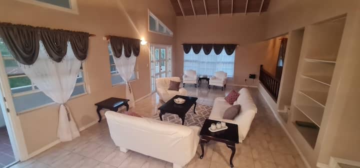 Tropical Getaway 
3 Bedrooms/2 Bath - Antigua and Barbuda