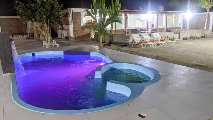 Casa En Colán Con Salida Al Mar - Paita