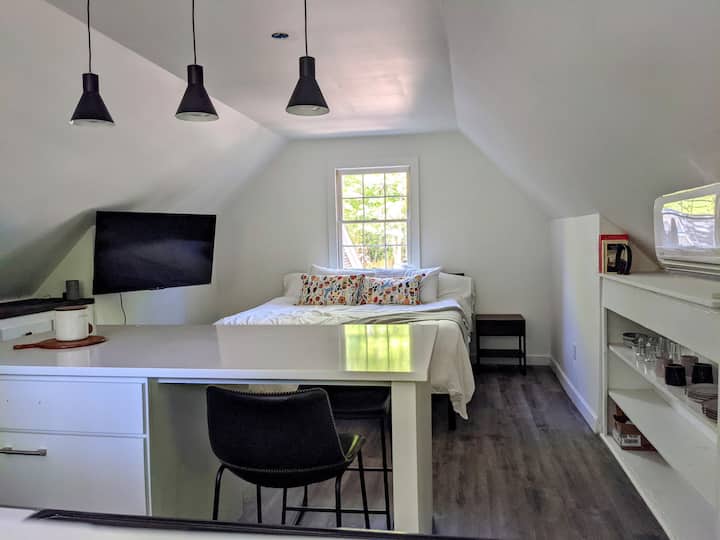 Neighborhood Loft - Raleigh, NC
