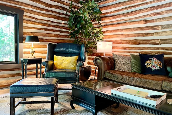 Unique, Renovated, Historic Log Cabin - Hendersonville, NC