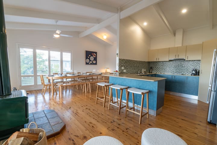 Molly’s By The Beach - Mollymook